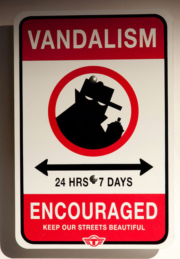 No Vandalism Sign